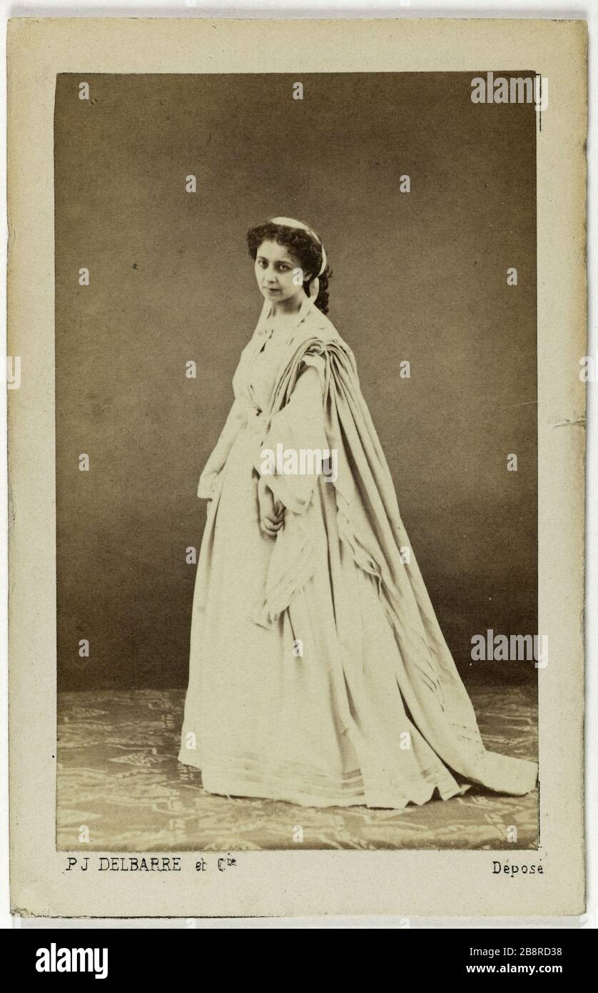 Mary lambert hi-res stock photography and images - Alamy