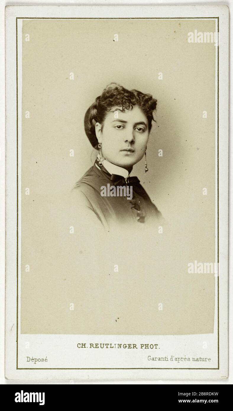 Portrait of Leonide Leblanc, (1842-1894), (actress) Portrait de Léonide ...