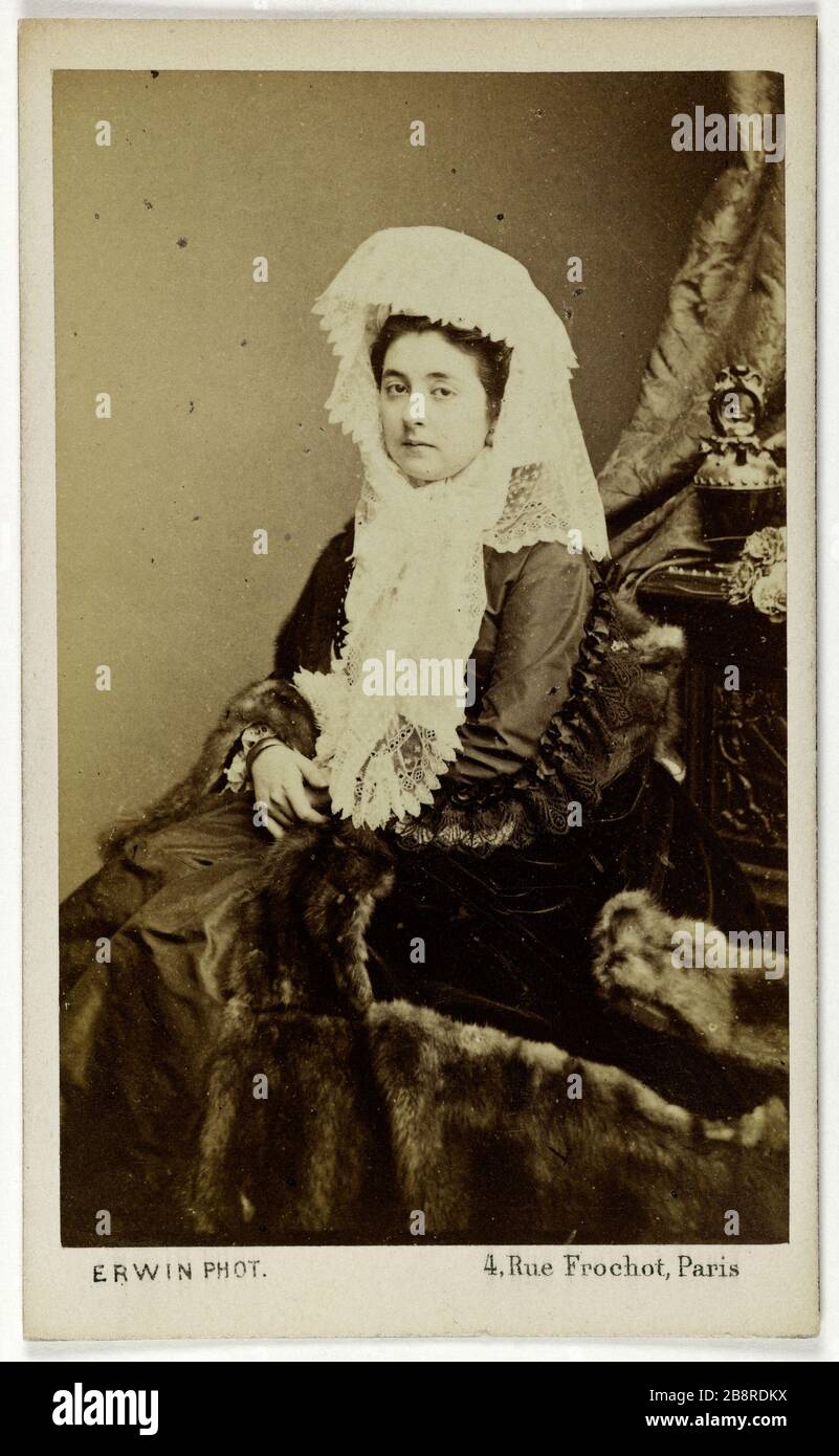 Portrait of Leonide Leblanc, (1842-1894), (actress) Portrait de Léonide ...