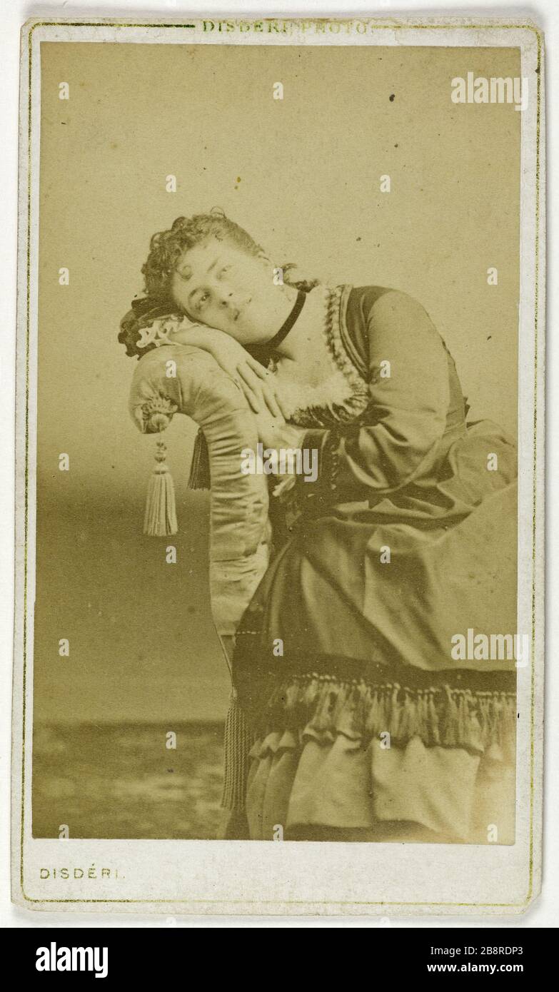 Portrait of Leonide Leblanc, (1842-1894), (actress) Portrait de Léonide ...