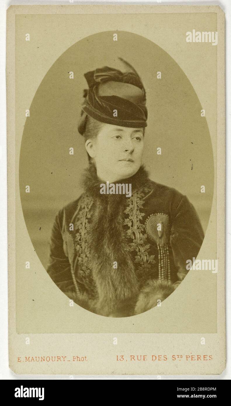 Portrait of Leonide Leblanc, (1842-1894), (actress) Portrait de Léonide ...