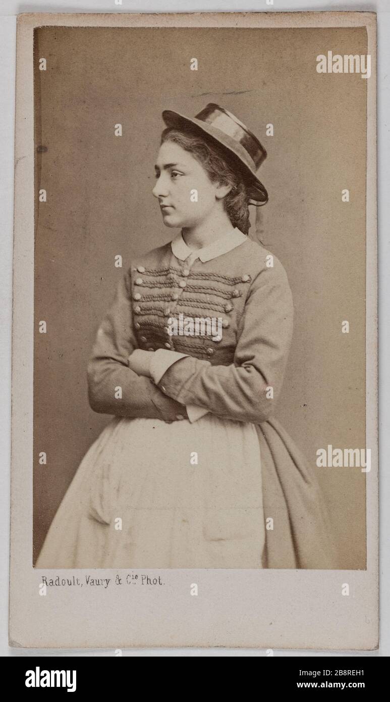 Portrait of Louise (actress) Portrait de Louise, actrice. Carte de ...