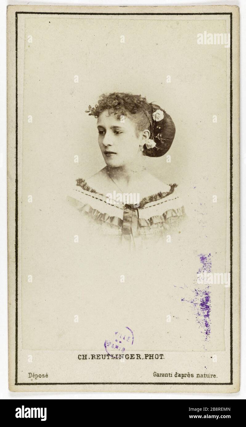 Portrait of Martha actress. Portrait de Martha, actrice. Carte de ...
