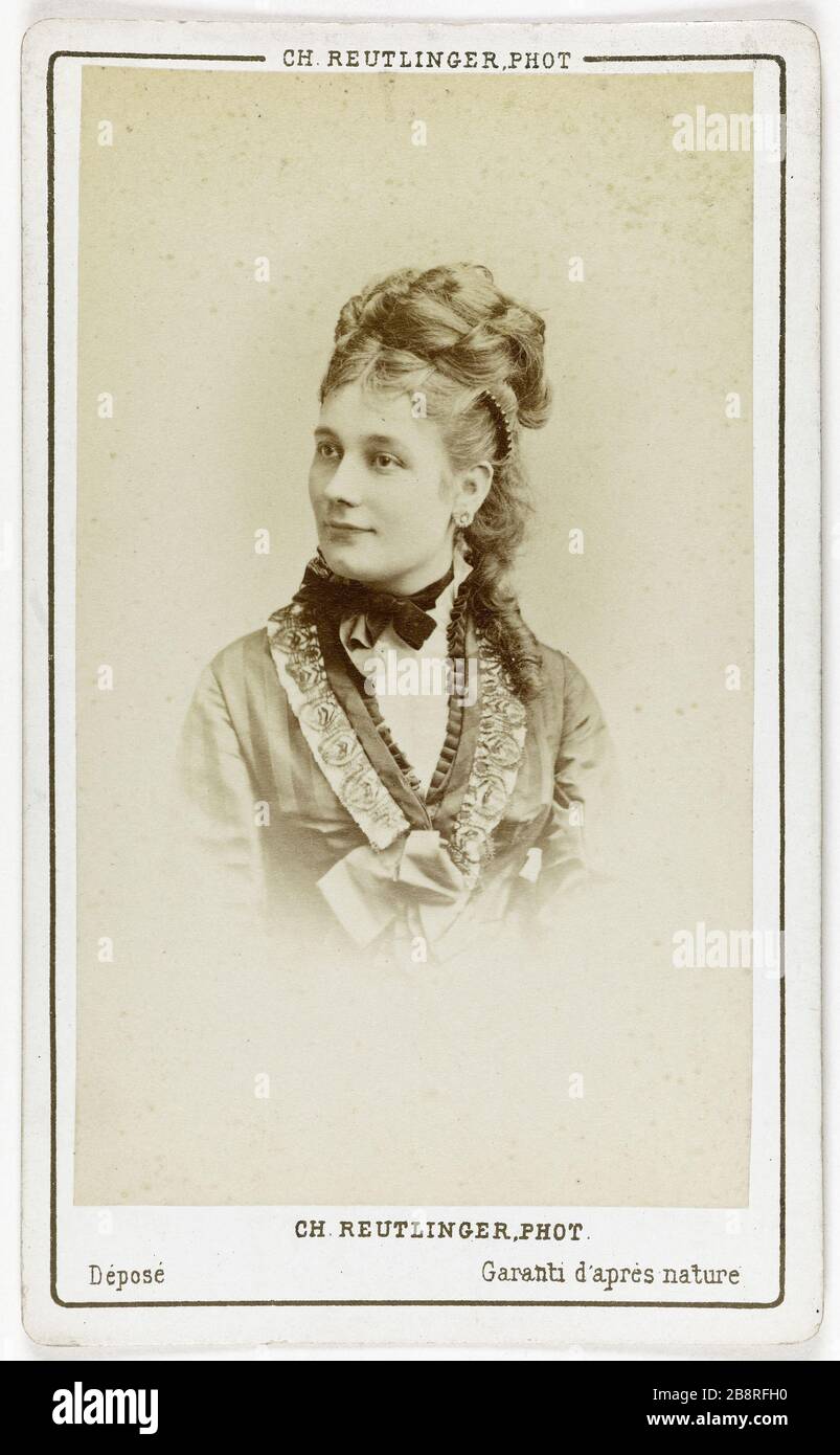 Portrait of Maurice, actress. Portrait de Maurice, actrice. Carte de ...