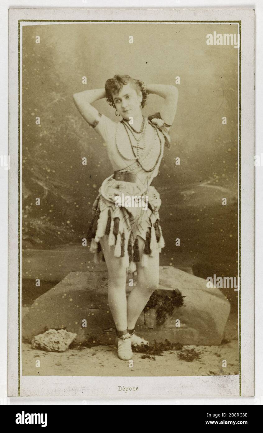 Menken and adah hi-res stock photography and images - Alamy