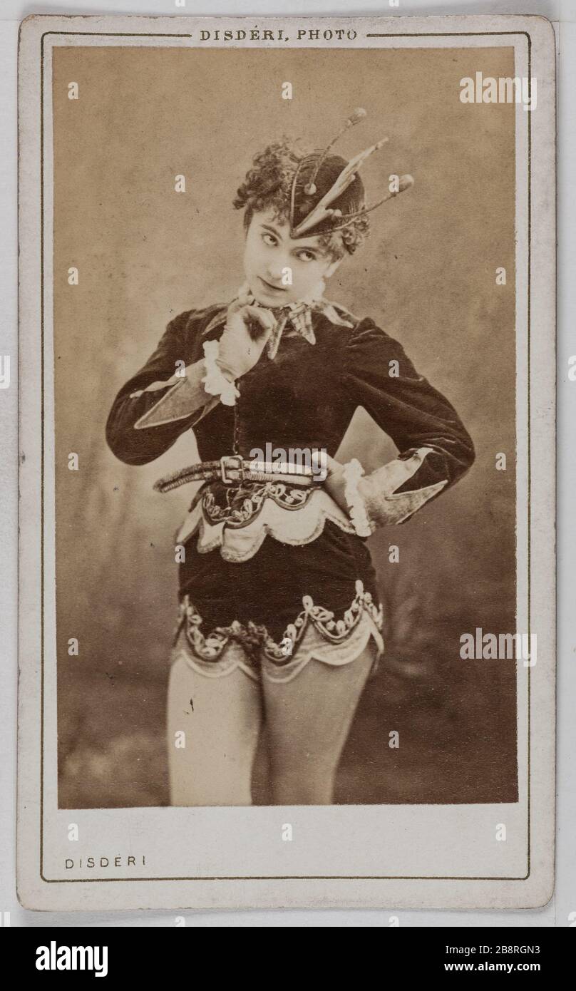 Portrait of Marguerite (dancer) Portrait de Marguerite, danseuse. Carte ...