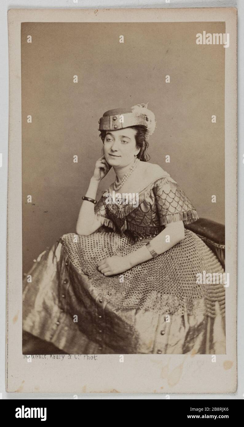 Portrait of Clara Lemonnier, (actress) Portrait de Clara Lemonnier ...