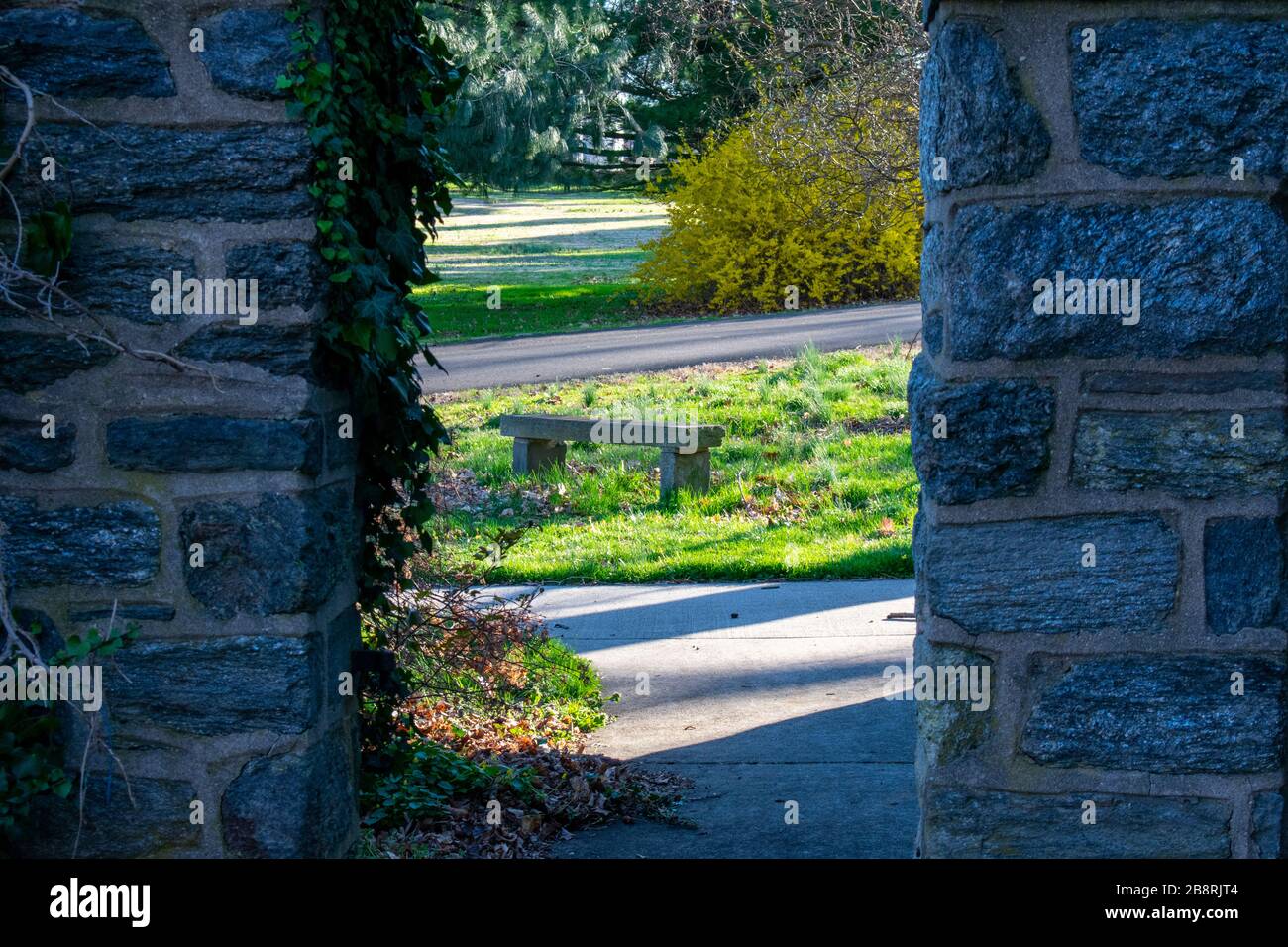Cobblestone arch hi-res stock photography and images - Alamy