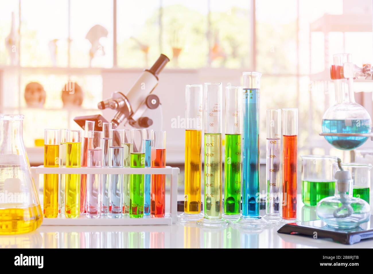 Microbiology equipment hi-res stock photography and images - Alamy