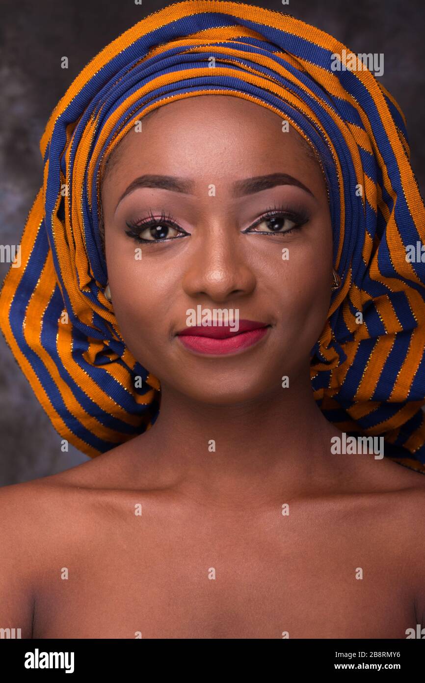 African head gear hi-res stock photography and images - Alamy