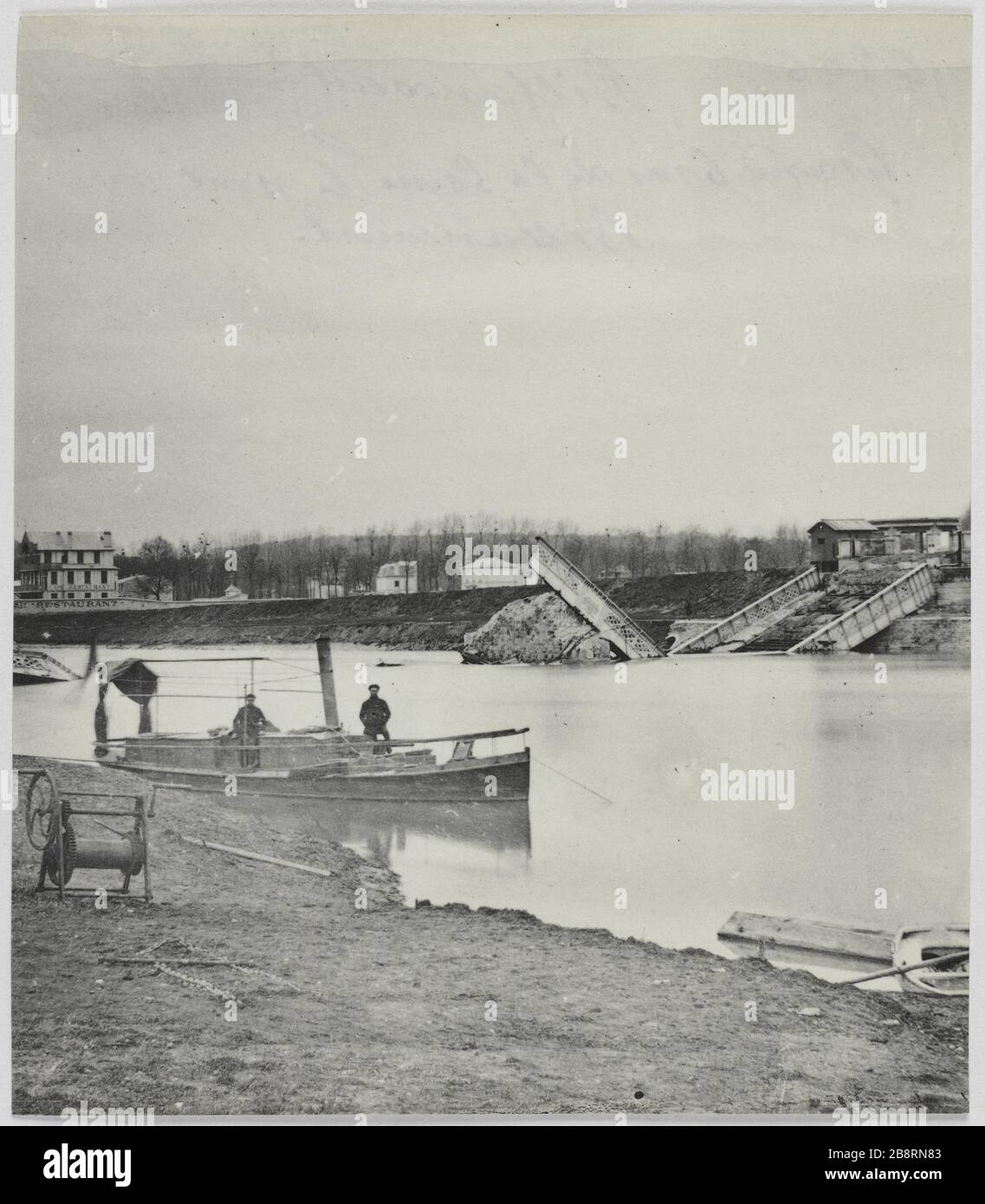Billancourt / Large branch of the Seine Bridge / Billancourt. Bridge ...