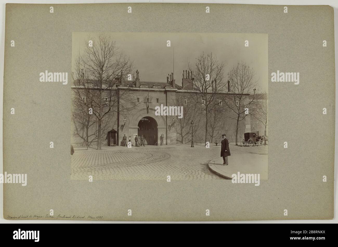 Prison mazas hi-res stock photography and images - Alamy