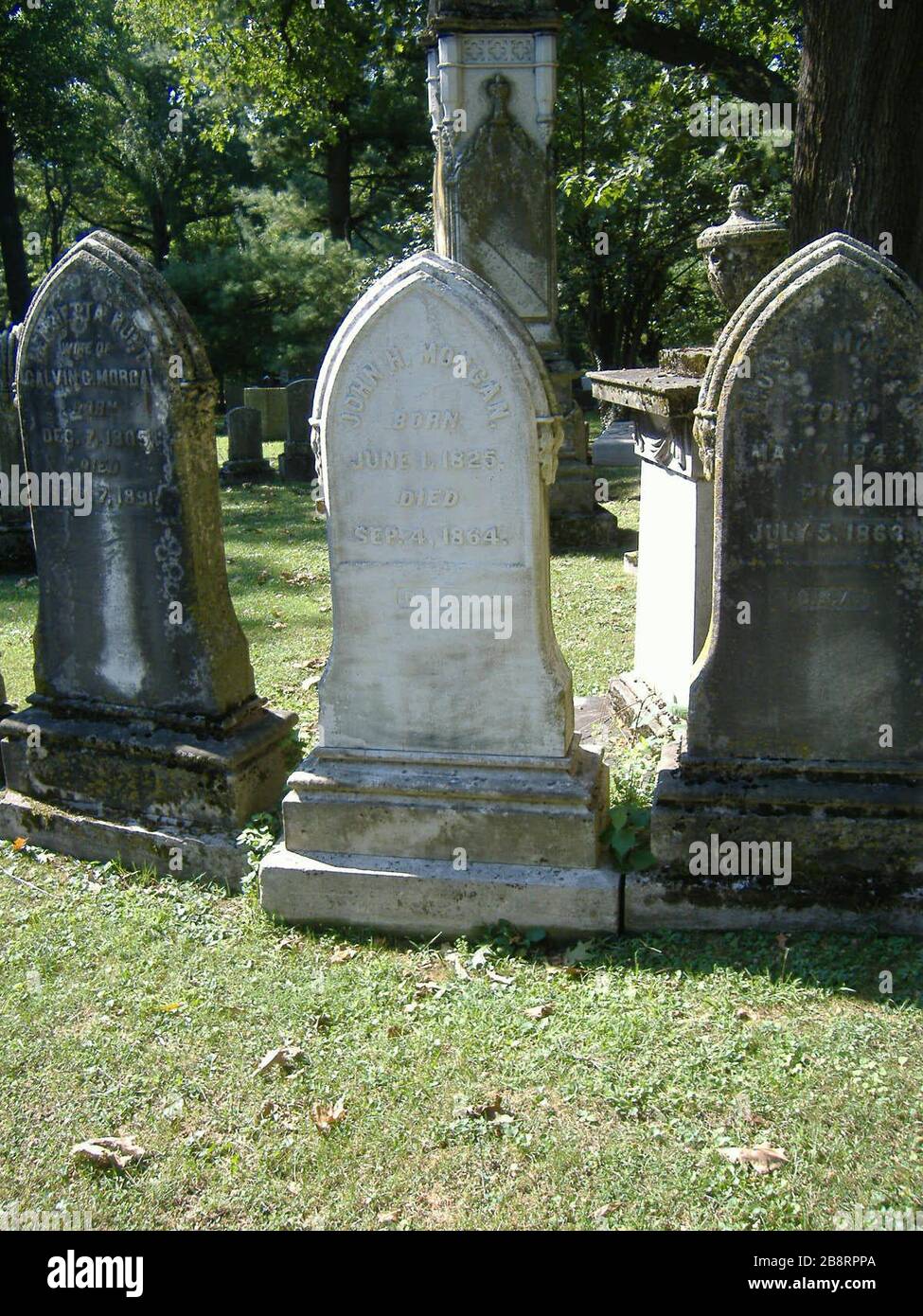 Bedford cemetery hi-res stock photography and images - Alamy