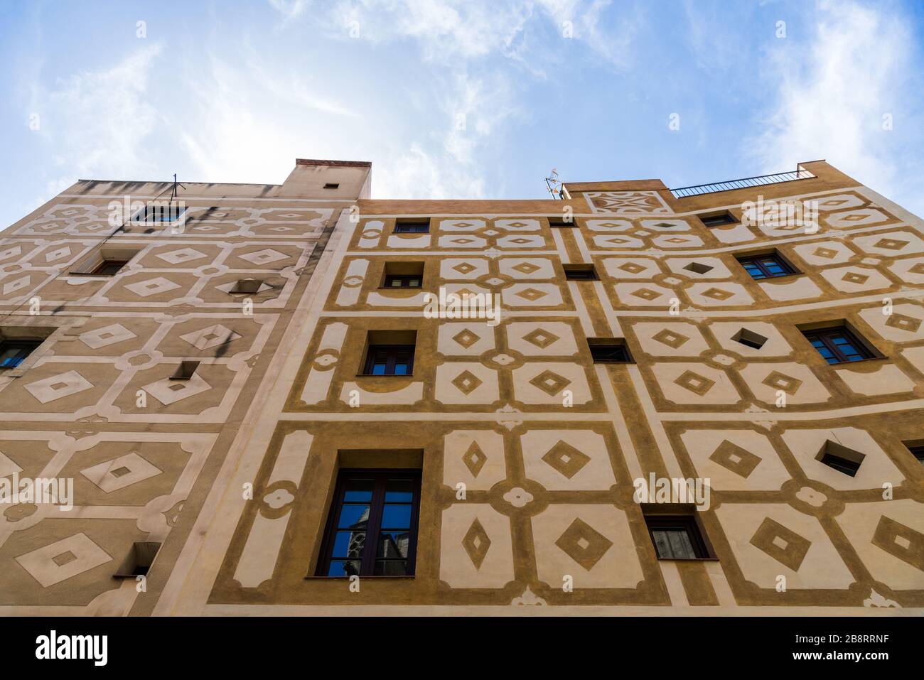 Classic spanish architecture building hi-res stock photography and ...