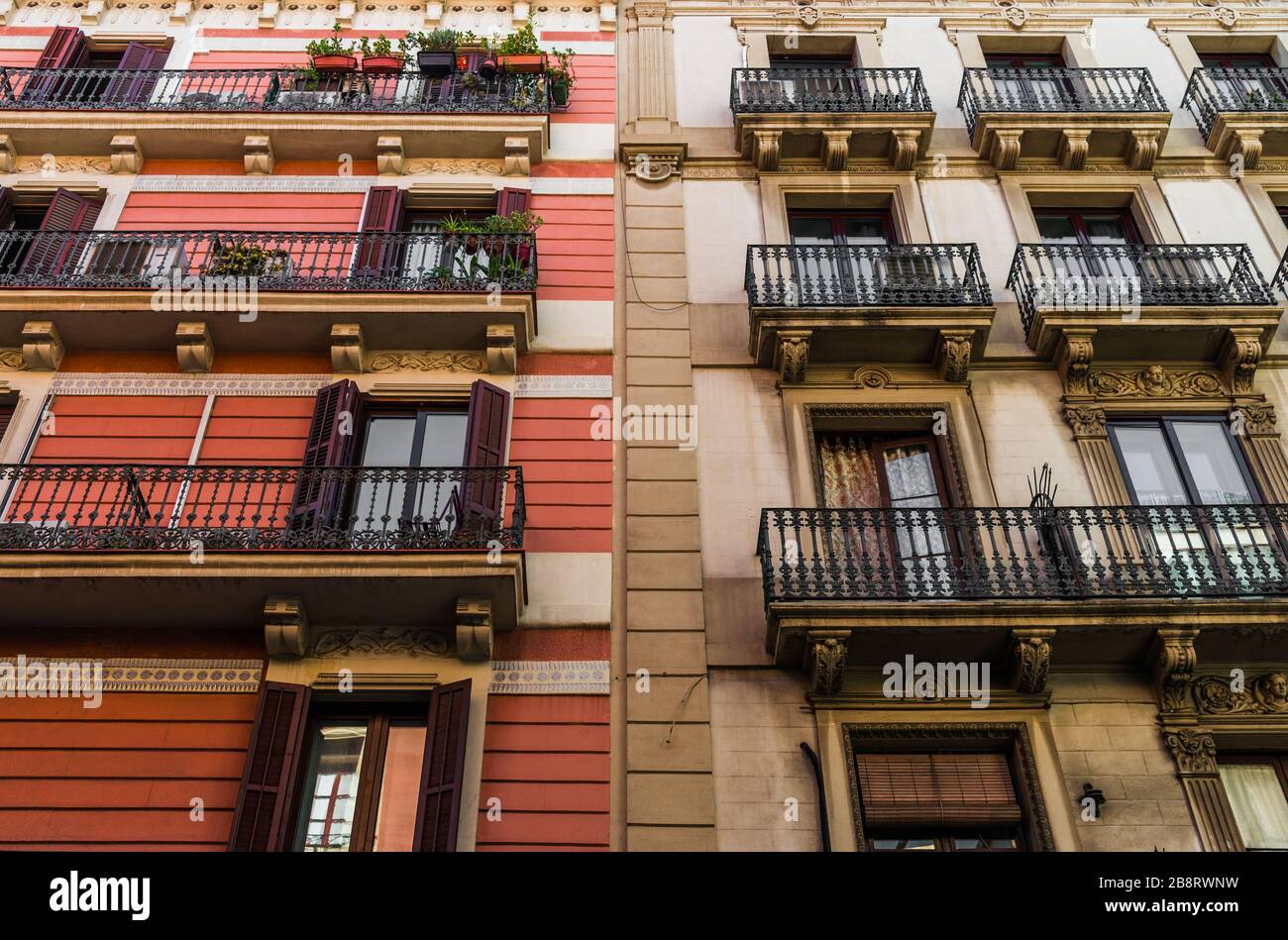 Spanish architecture building hi-res stock photography and images - Alamy