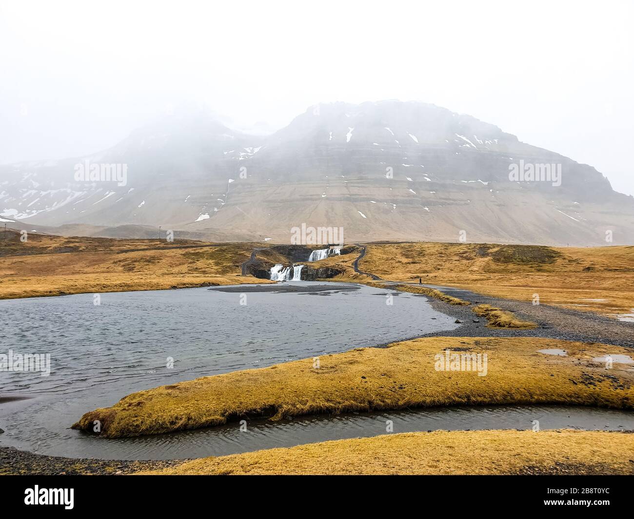 Pouring waterfall hi-res stock photography and images - Alamy