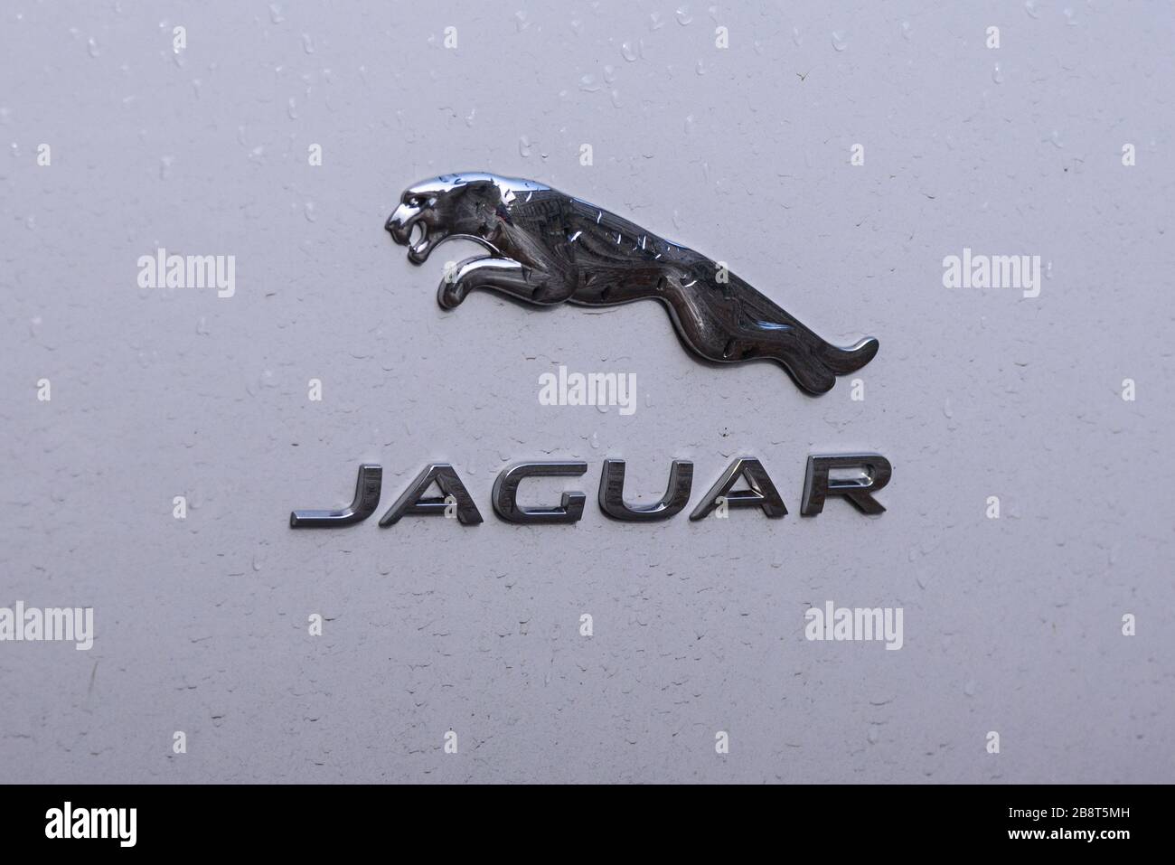 Luxury vehicle hi-res stock photography and images - Alamy