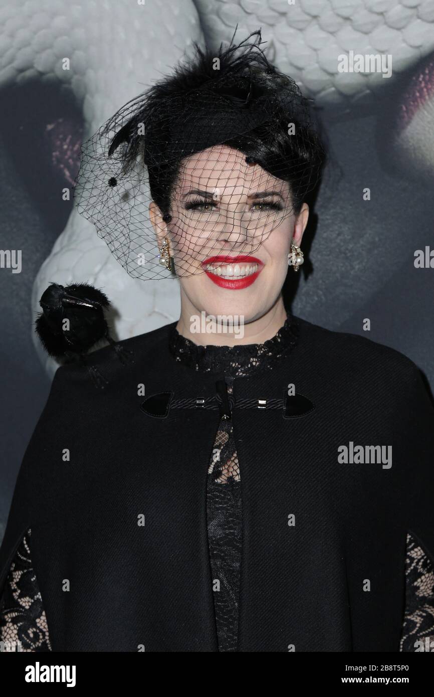 October 26, 2019, Los Angeles, CA, USA: LOS ANGELES - OCT 3: Alexis ...