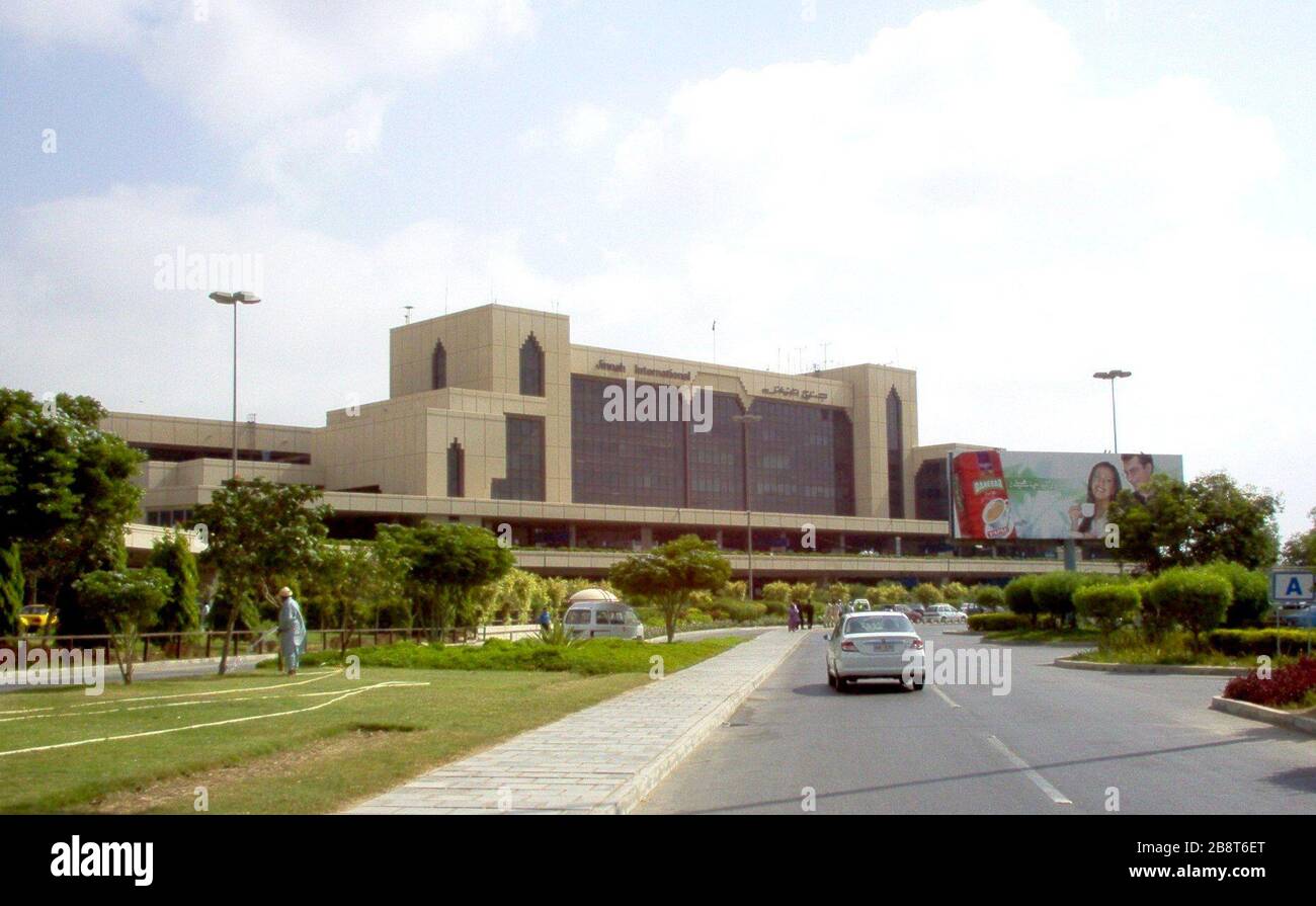 Karachi airport hi-res stock photography and images - Alamy