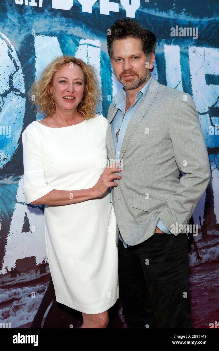 Nick holmes and virginia madsen hi-res stock photography and images - Alamy