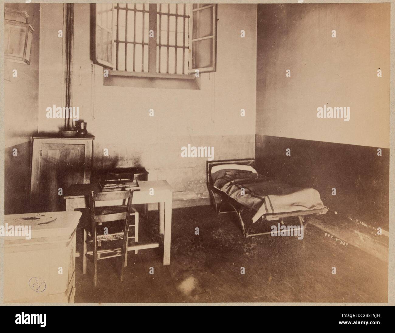 Death row prison cell hi-res stock photography and images - Alamy