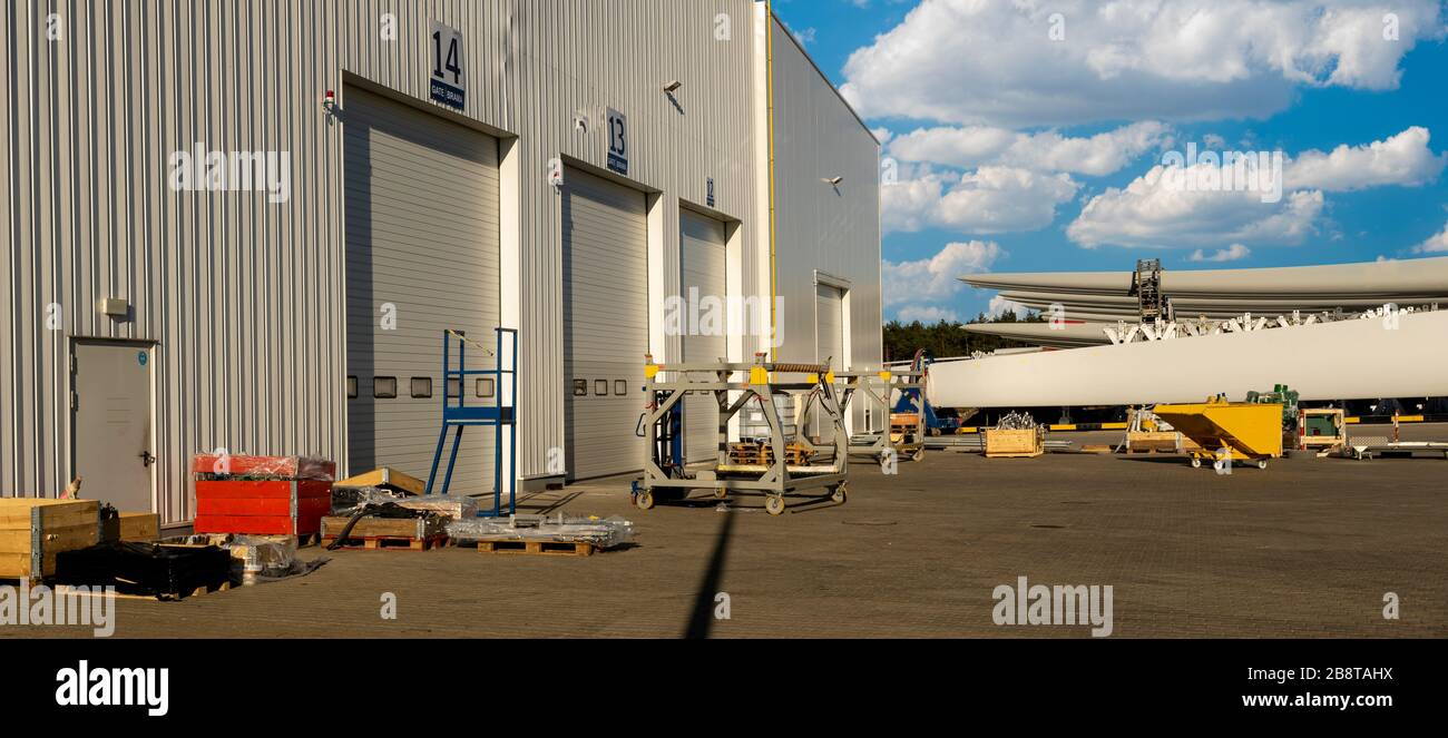 machines for the production of propellers for wind turbines in a wind ...