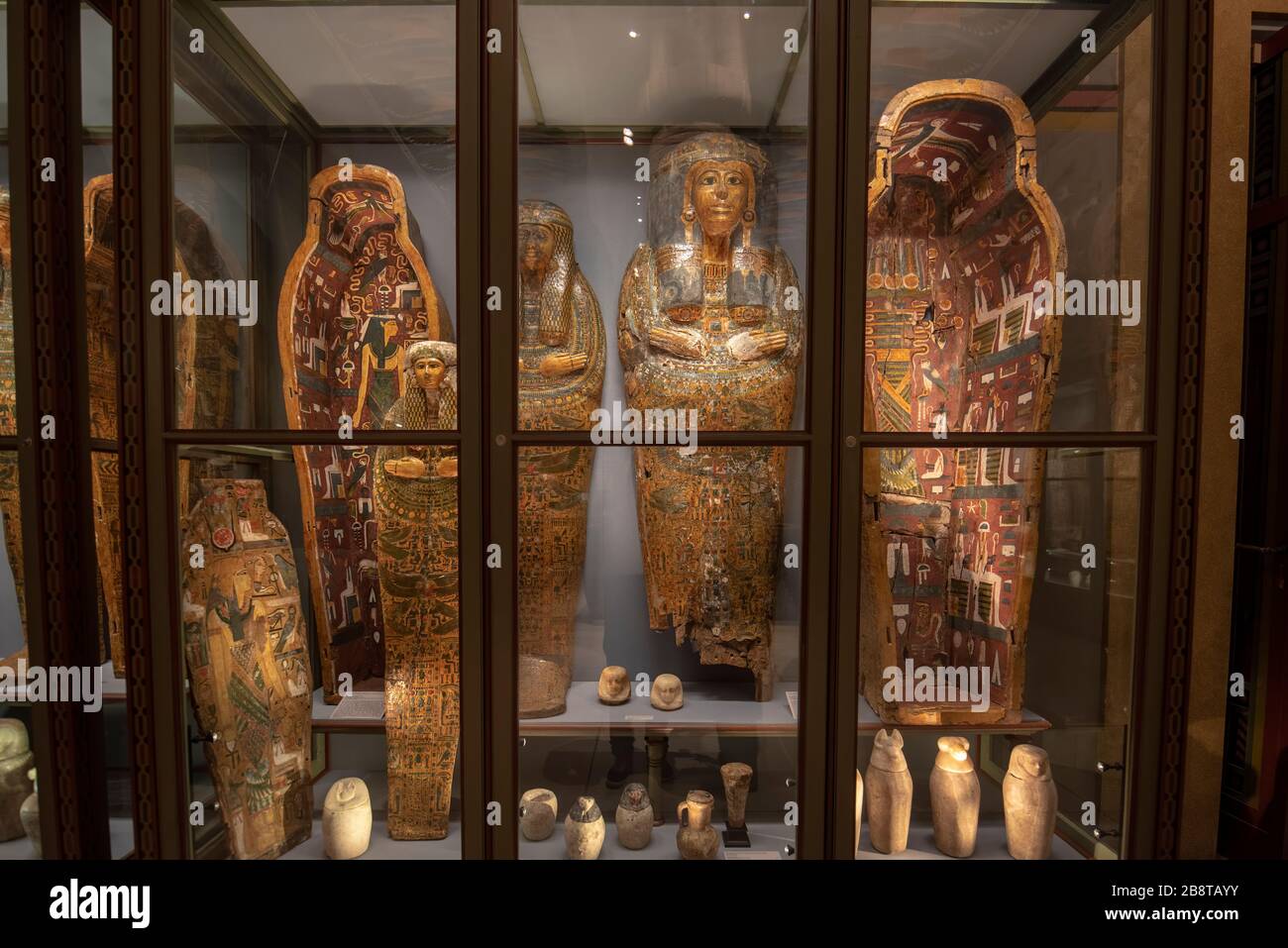 Ancient egyptian art hi-res stock photography and images - Alamy