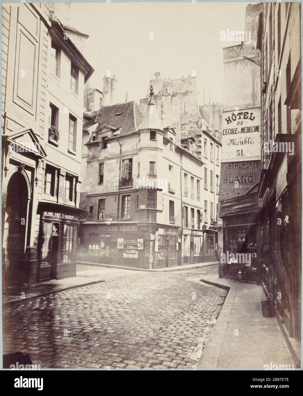 Tourelle dite marat hi-res stock photography and images - Alamy