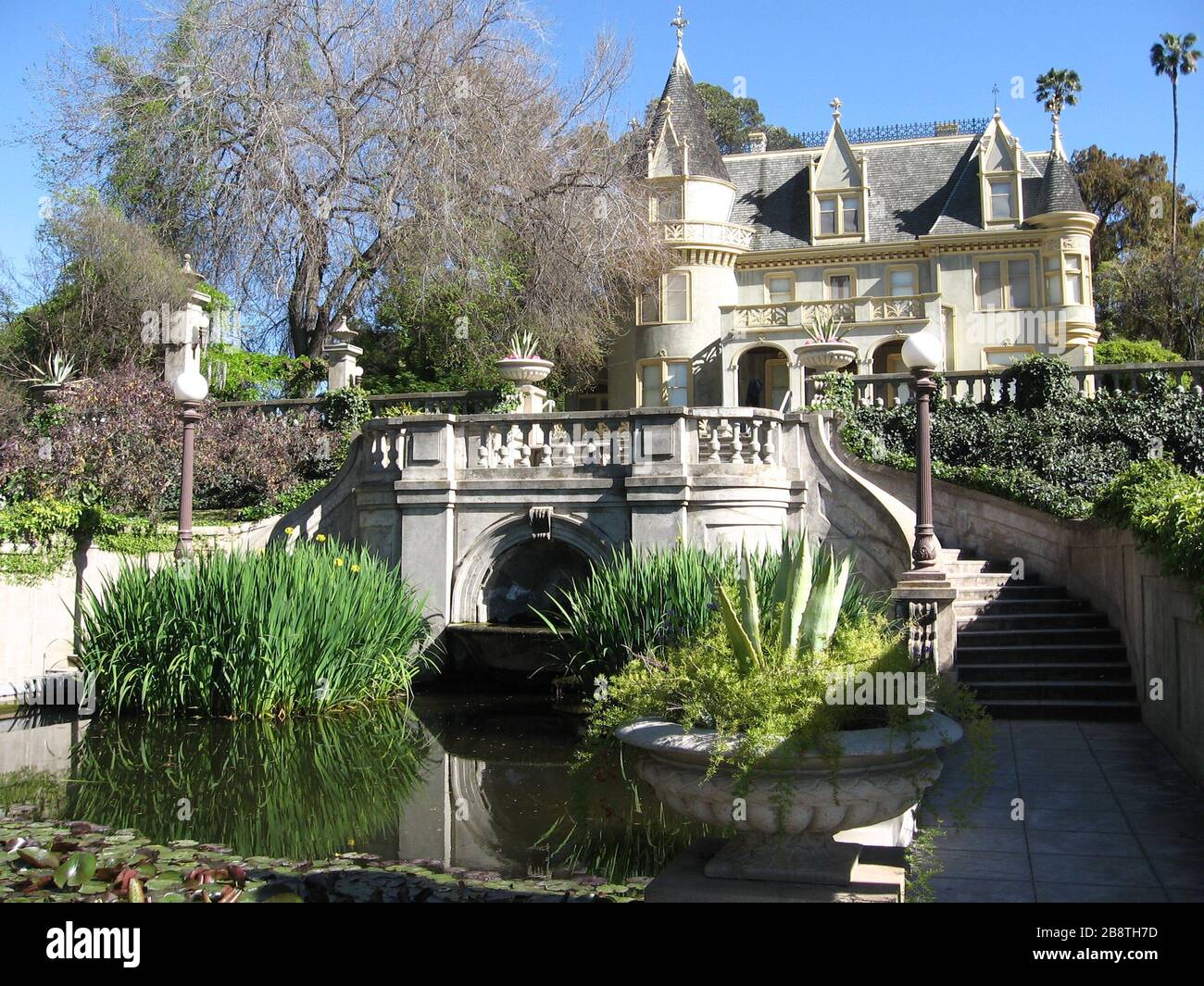 Kimberly crest house and gardens hi-res stock photography and images ...