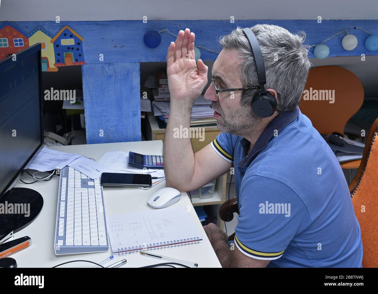 Teleworks hi-res stock photography and images - Alamy