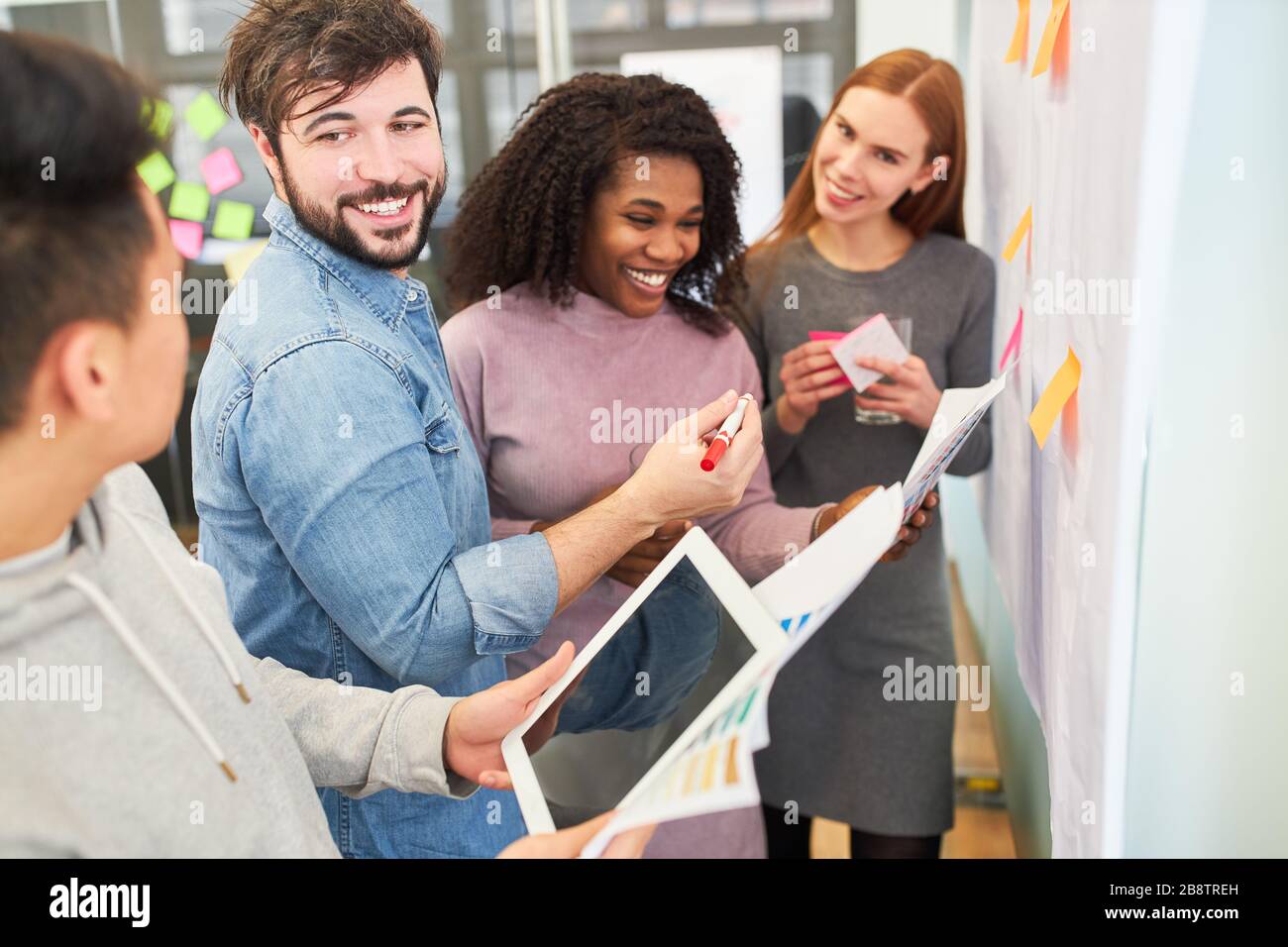 Web designer and developer as a creative team in the workshop on ...