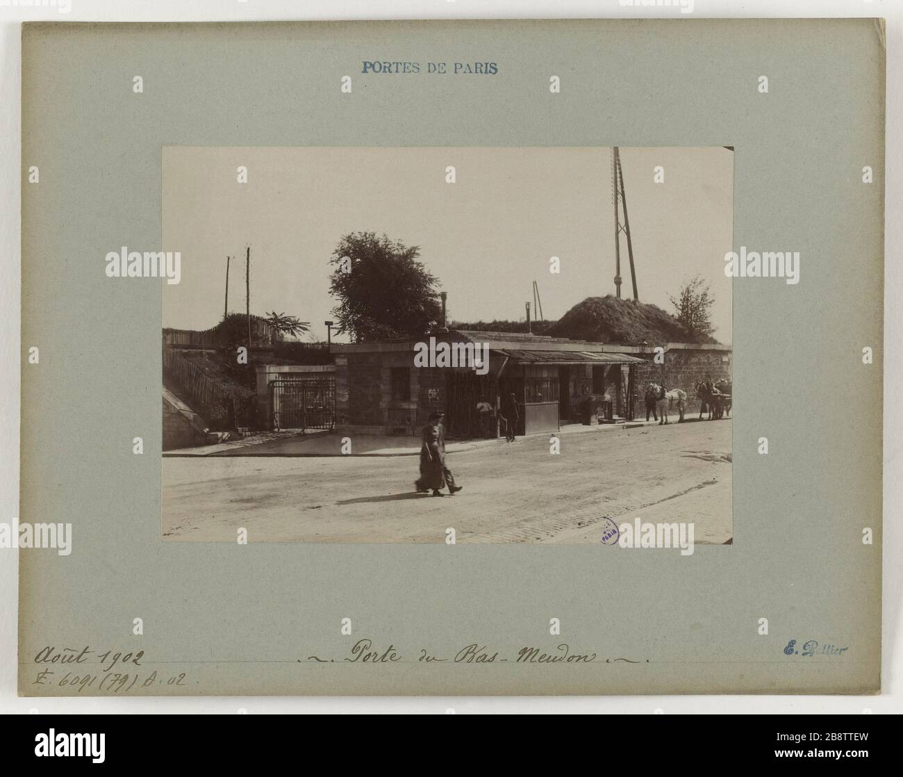 DOOR LOWER Meudon, 15TH DISTRICT, PARIS Porte du Bas-Meudon, Paris ...