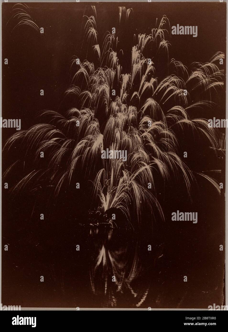 Feux dartifice paris hi-res stock photography and images - Alamy