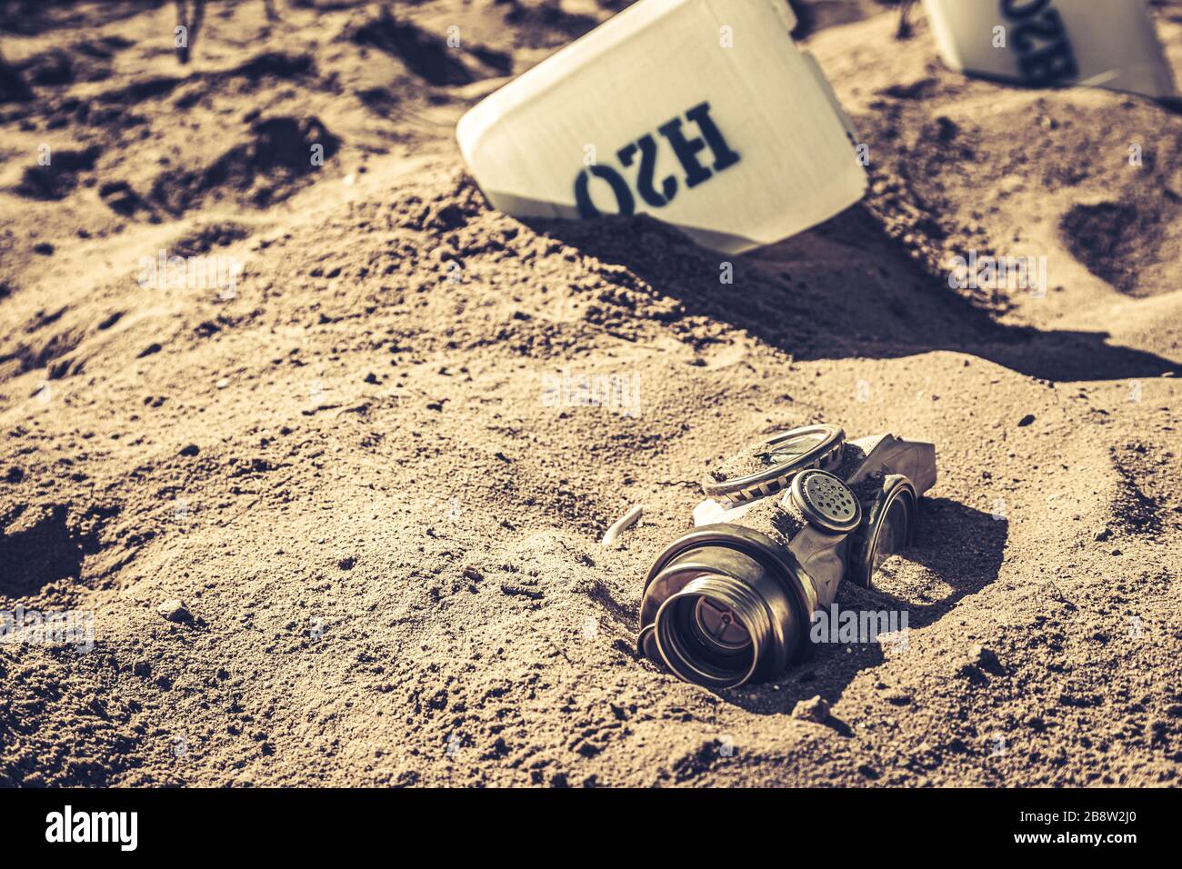 Toxic chemical cans hi-res stock photography and images - Alamy