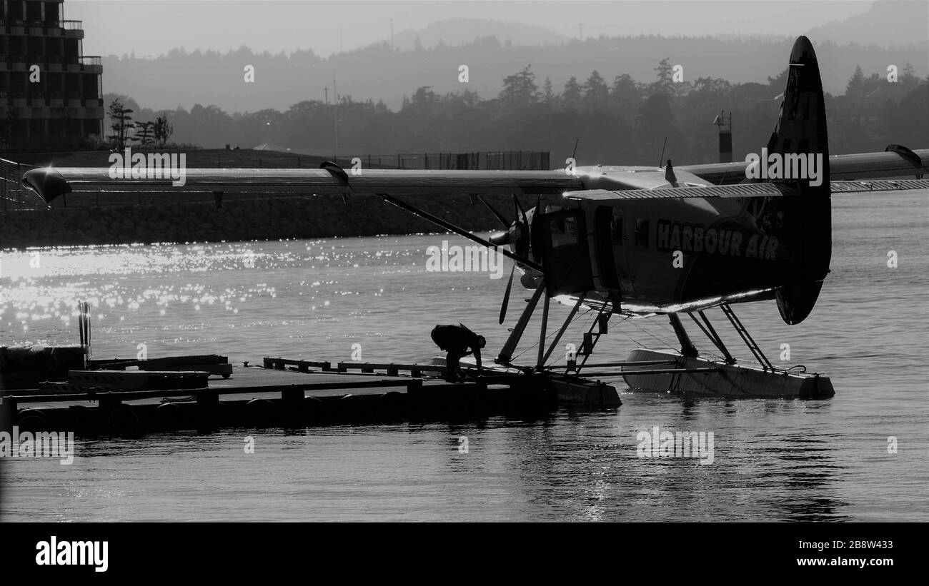 Seaplane Black and White Stock Photos & Images - Alamy