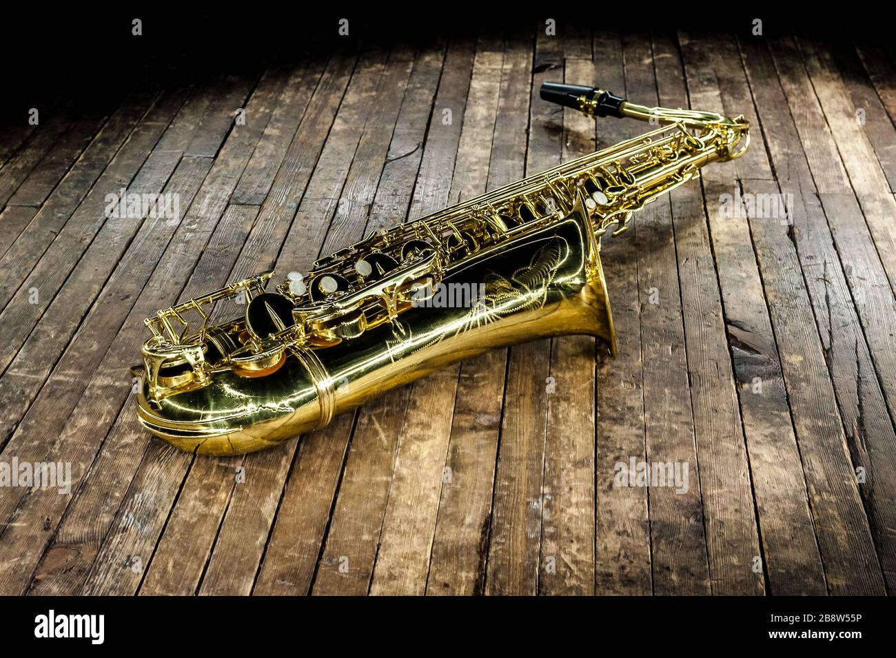 Beautiful sax player hi-res stock photography and images - Alamy