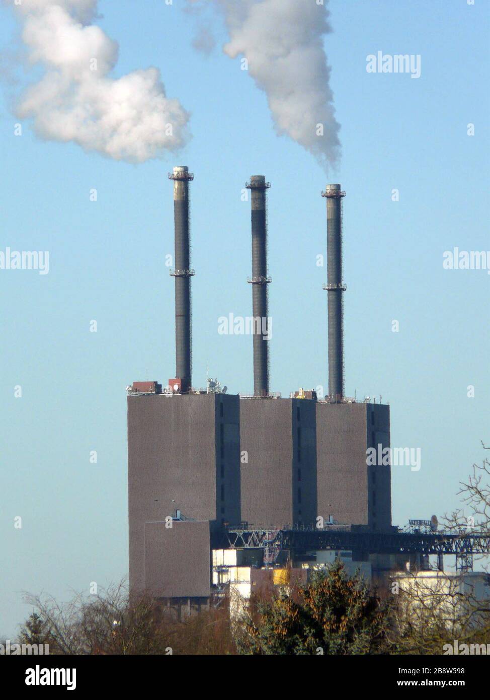 Own power plant hi-res stock photography and images - Alamy