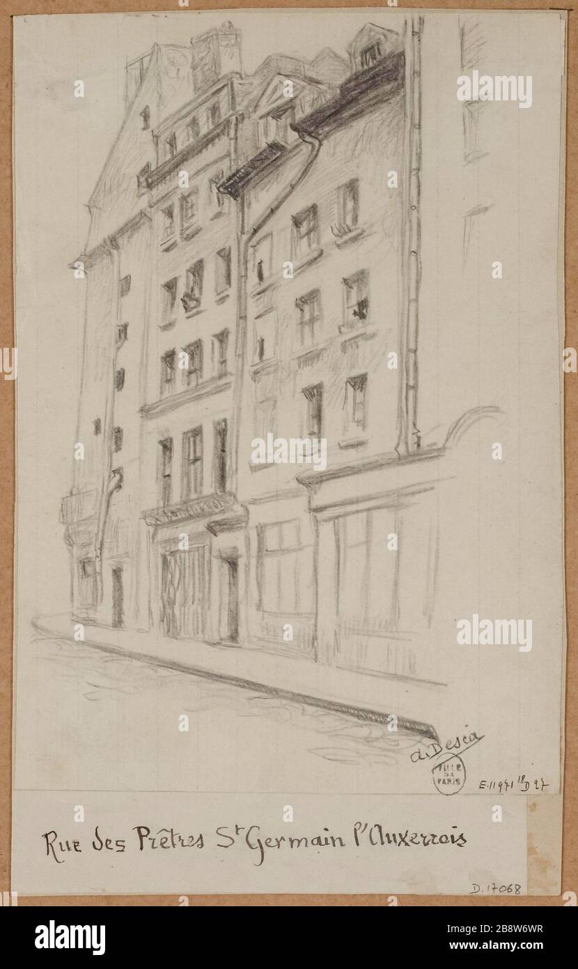 Rue Priests Saint-Germain l'Auxerrois Stock Photo - Alamy