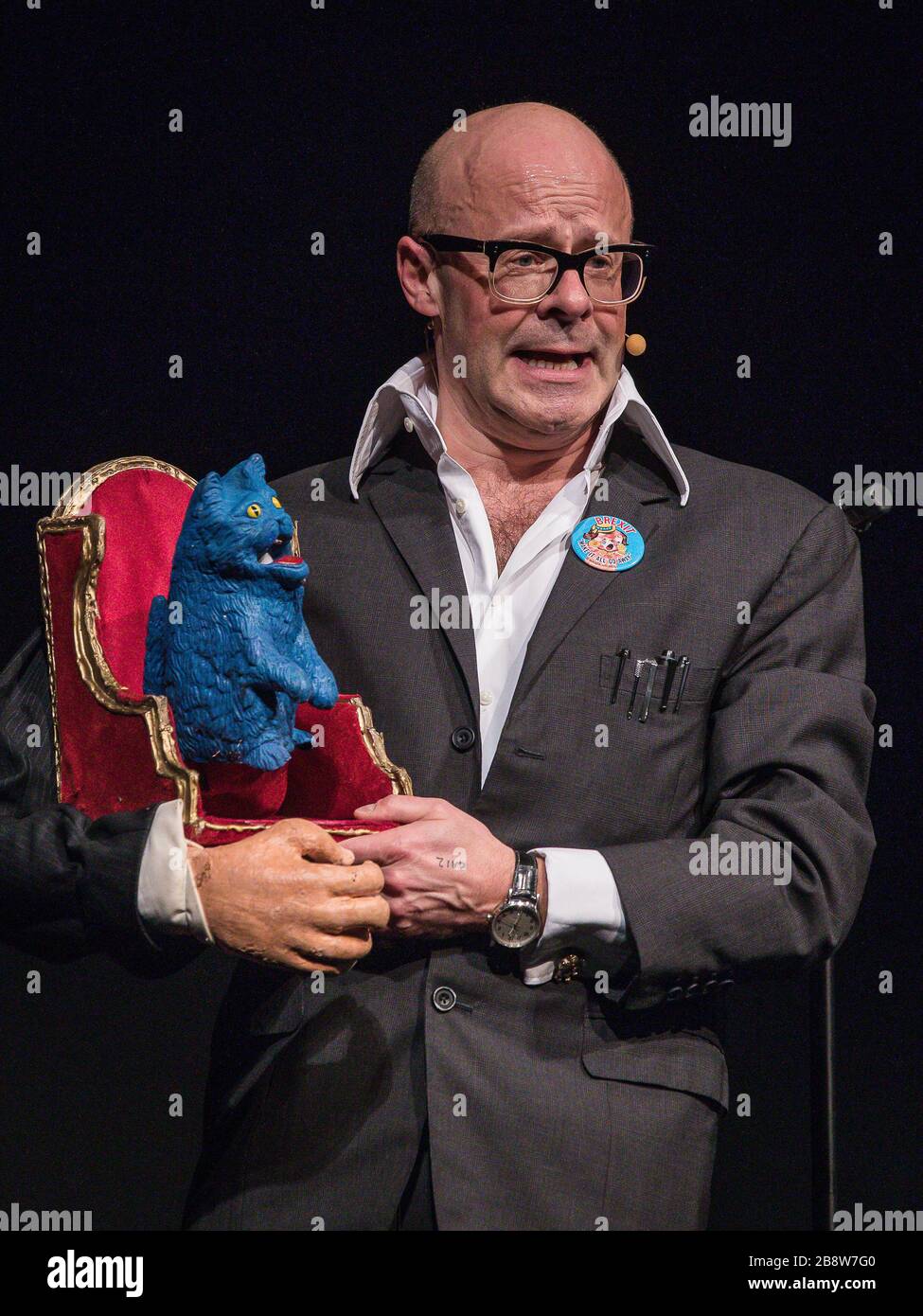 Harry hill's tv burp hi-res stock photography and images - Alamy