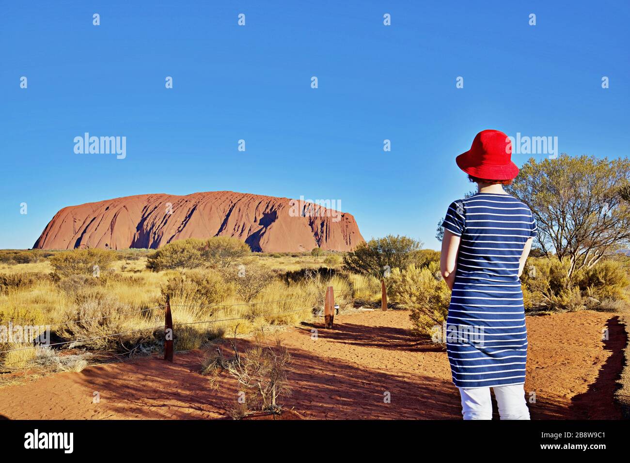 Australia uluru ayers rock hi-res stock photography and images - Alamy