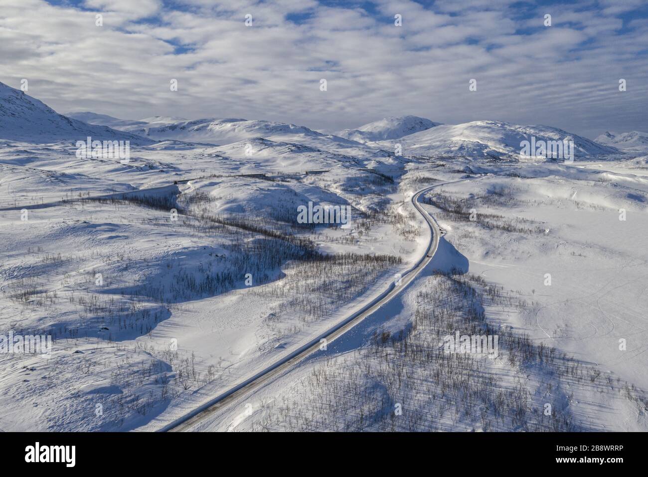 Sweden E10 road in snow Stock Photo - Alamy