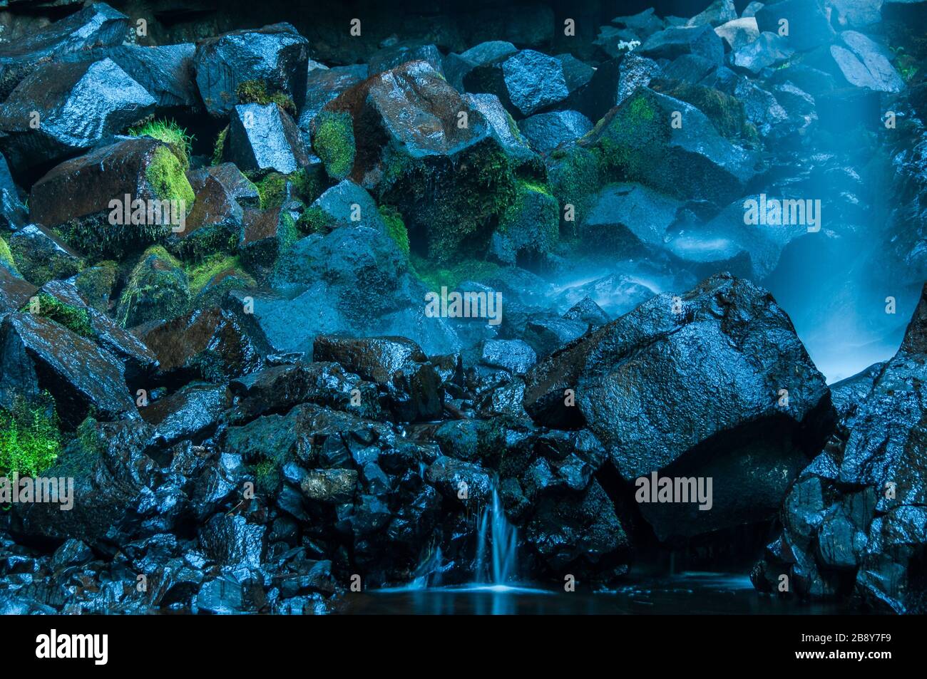 Basalt blocks hi-res stock photography and images - Alamy