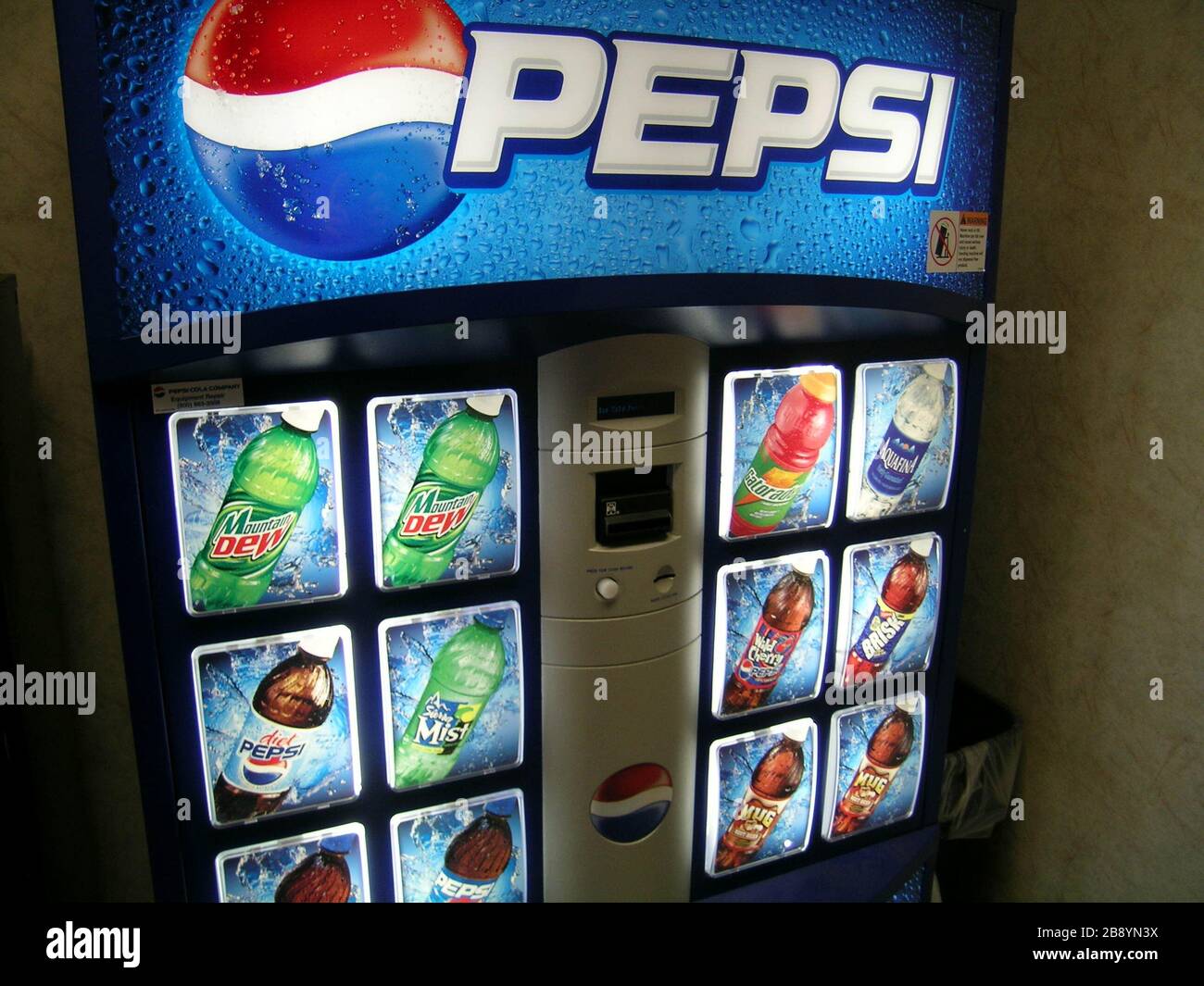 Pepsi Machine High Resolution Stock Photography and Images - Alamy