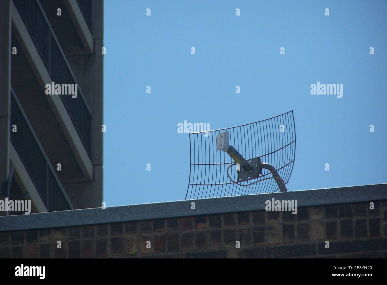 Using a reflector hi-res stock photography and images - Alamy