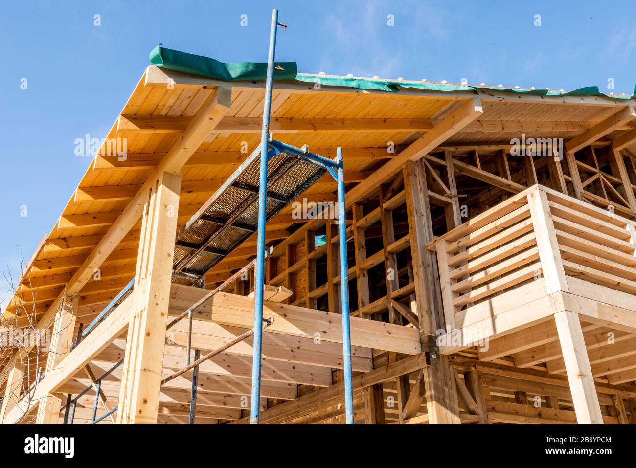 Wooden frame of a new house under construction Stock Photo - Alamy