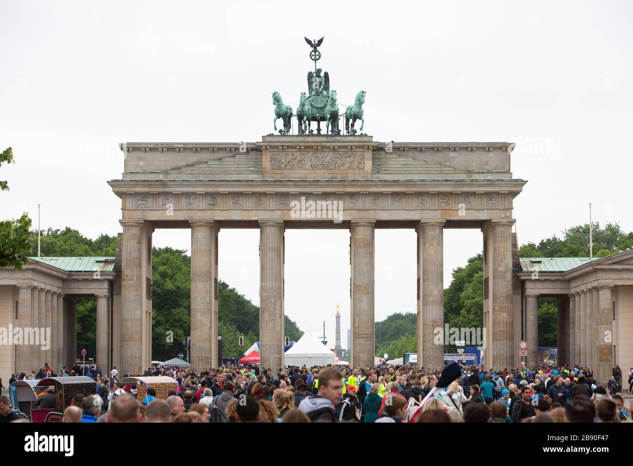 Symbol of german reunification hi-res stock photography and images - Alamy