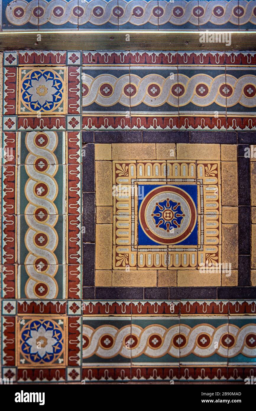 Minton tiles hi-res stock photography and images - Alamy