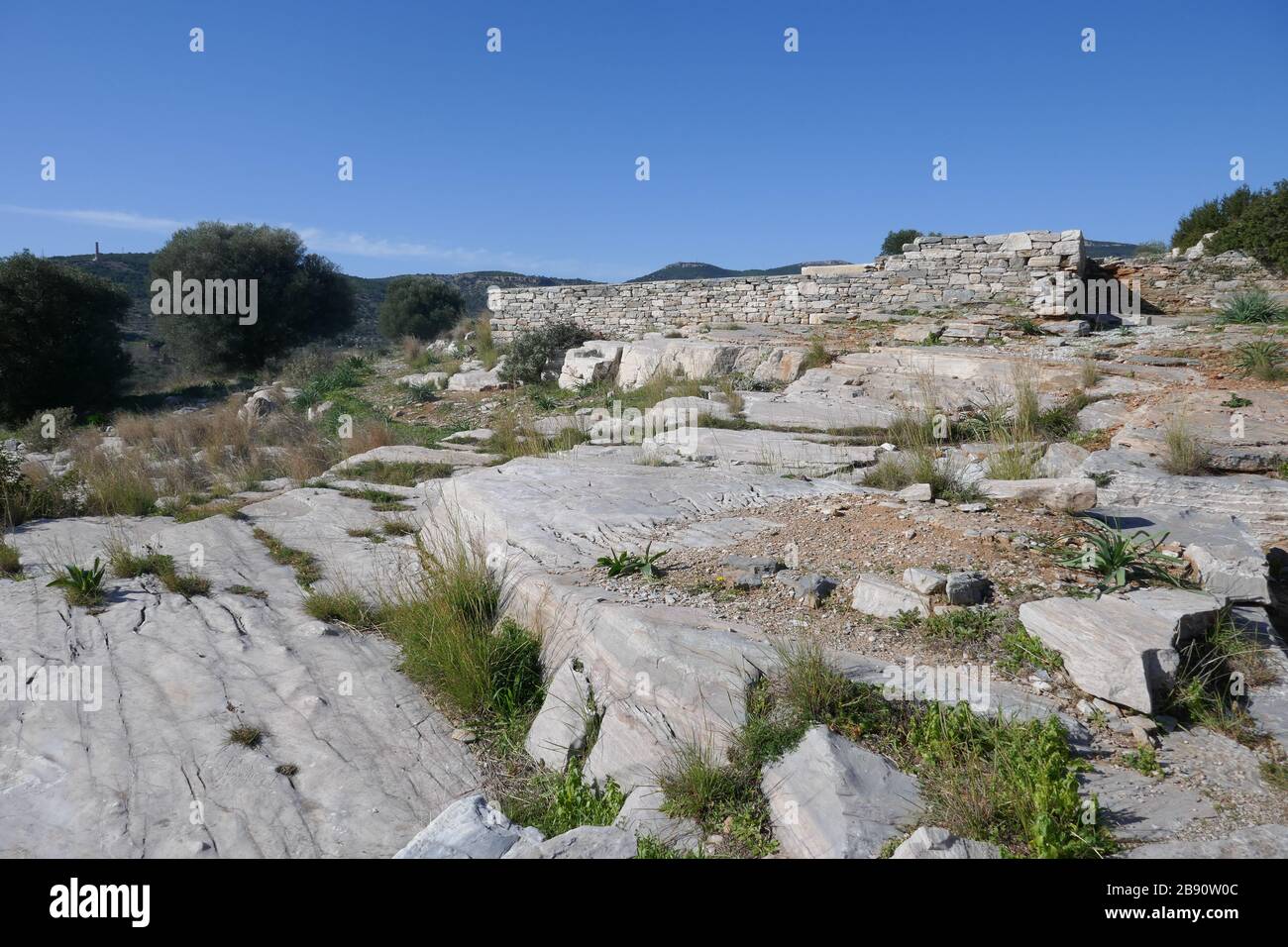 Ancient theatre thorikos hi-res stock photography and images - Alamy