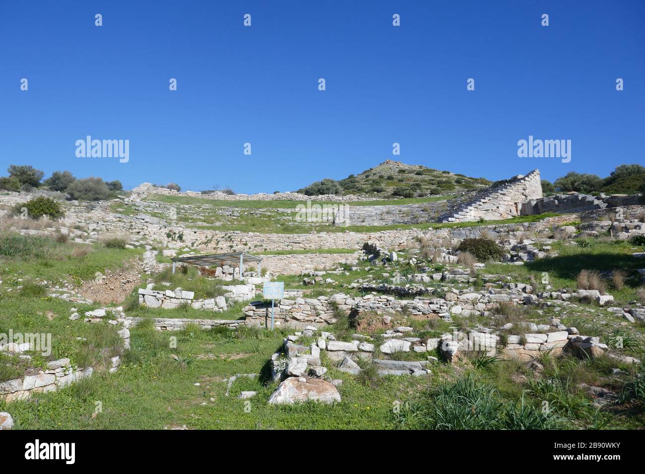 Ancient theatre thorikos hi-res stock photography and images - Alamy