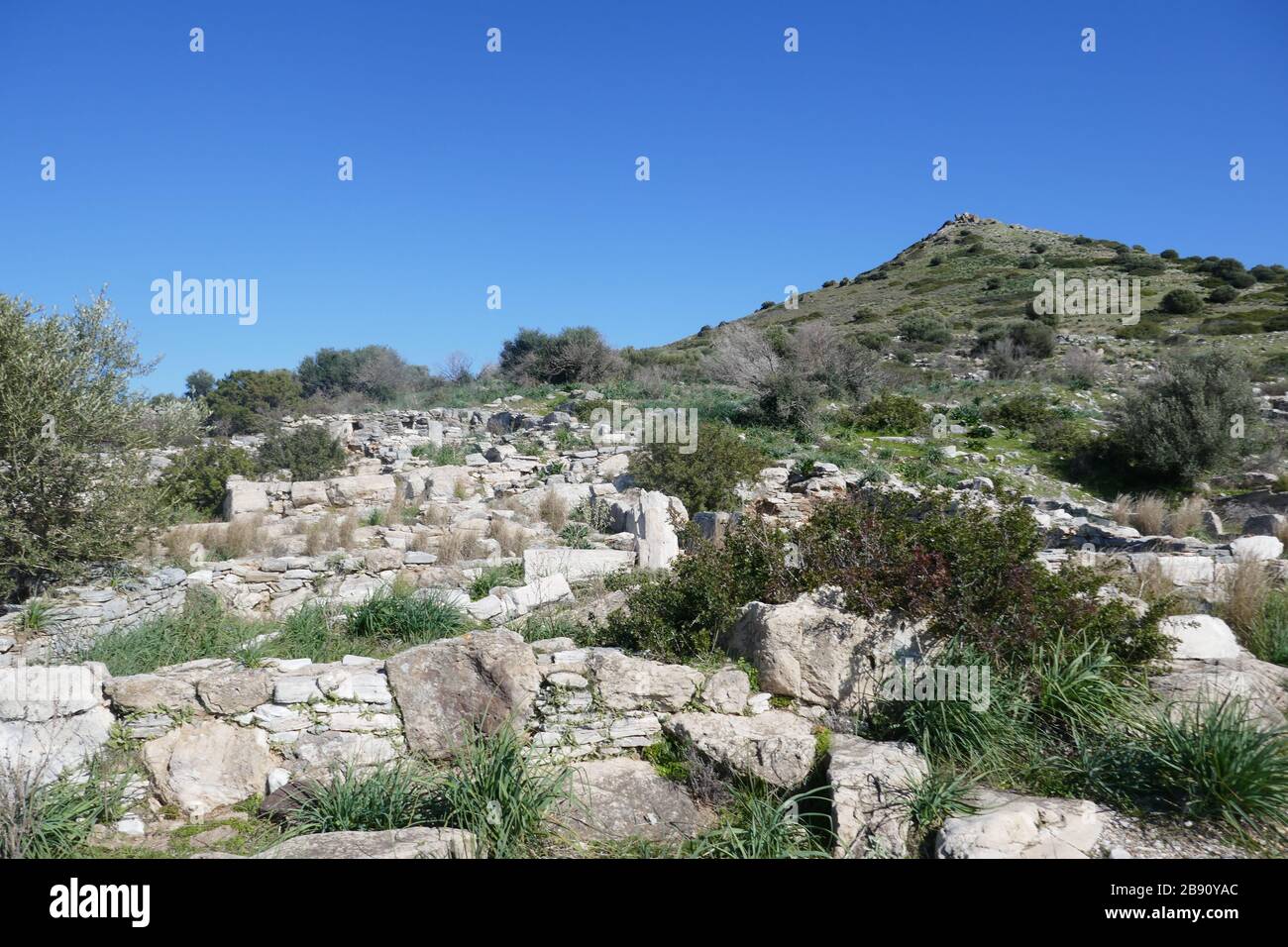 Ancient theatre thorikos hi-res stock photography and images - Alamy